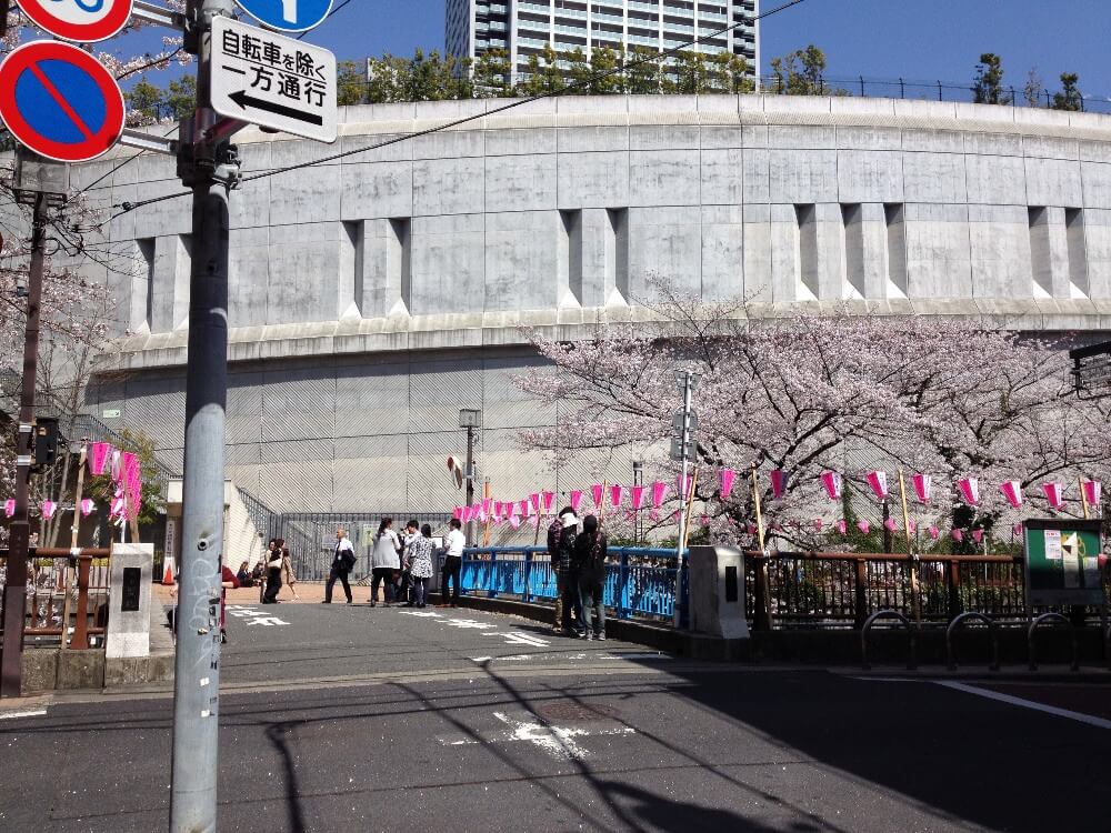 価値と価値の交換を | Rananda 女性専用アロママッサージ - Rananda 女性専用アロママッサージ